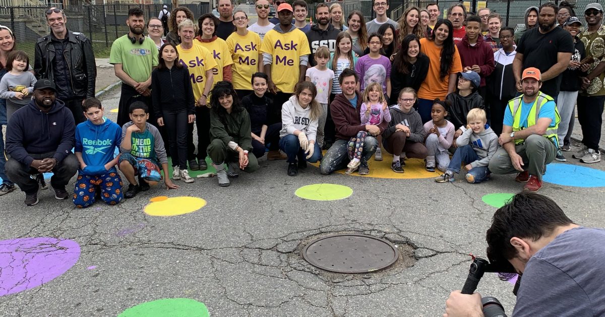 “When You Bring Color to a Place It Makes Everything Possible” (VIDEO ...